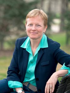Sarah Hobbie ’86 – Honorary Degrees – Carleton College