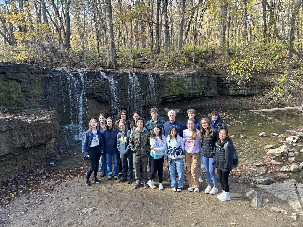 HIST100/ENTS100 at Big Woods State Park – The Historian – Carleton College