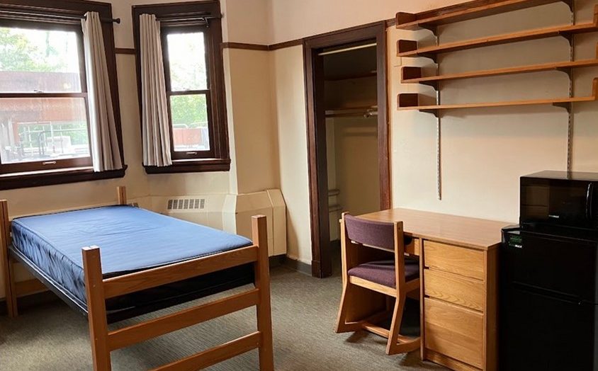 Burton Hall – Office of Residential Life & Housing – Carleton College