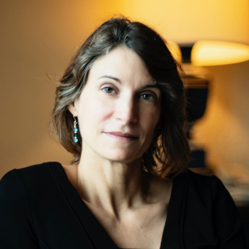 Laurie Paul's Instagram, Twitter & Facebook on IDCrawl