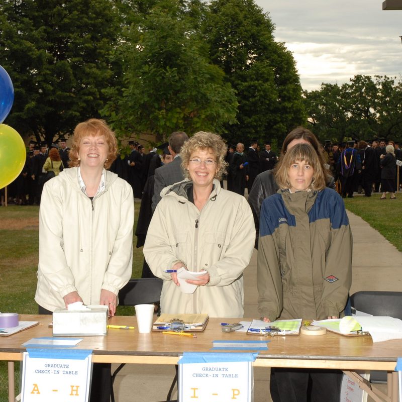 2006 Photos – Commencement – Carleton College