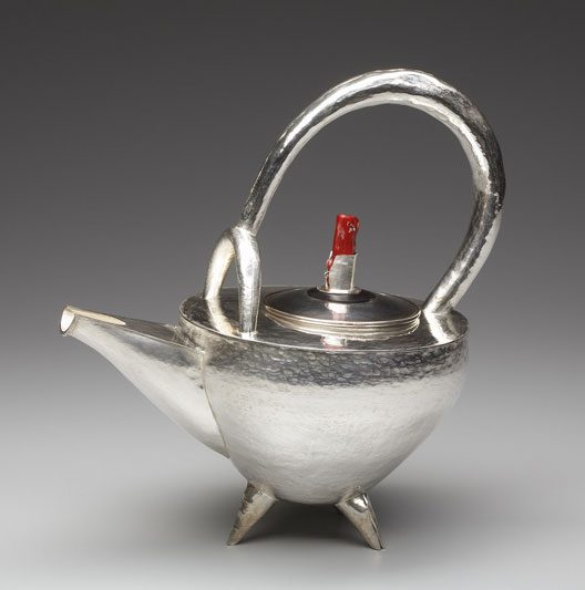 Timothy Lloyd: Vessels – Exhibitions: Robert C. Larson ’56 Art in the ...