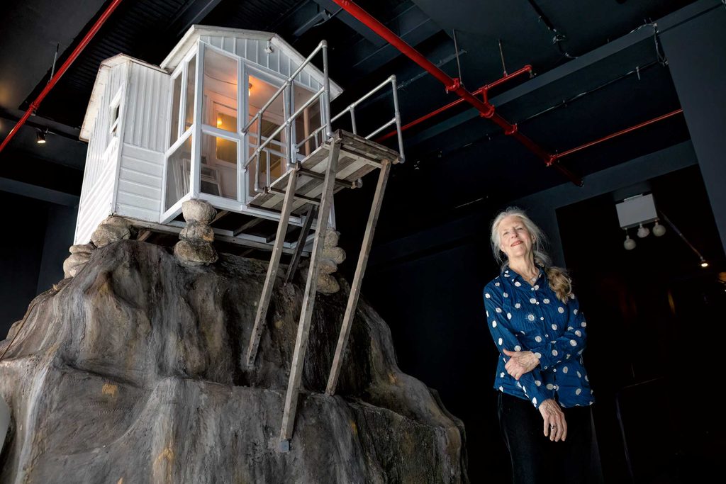 Contact Sheet: Donna Dennis ’64 – Voice – Carleton College